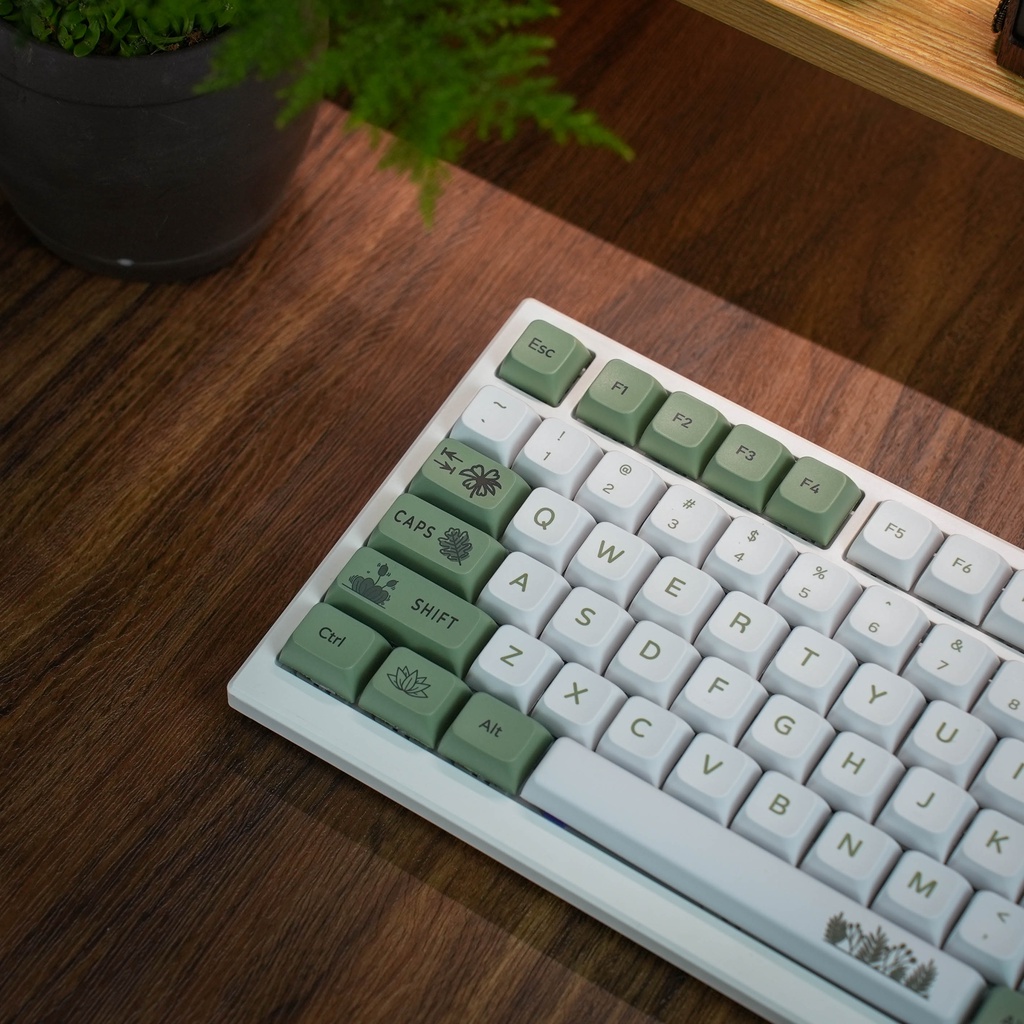 Small Fresh Style White Green Mechanical Keyboard Keycaps Forest Keycap ...