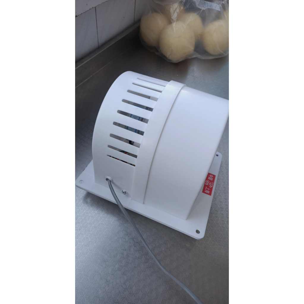 Bathroom Exhaust Fan Toilet Ventilation Fan Old Snail Style Ventilation ...
