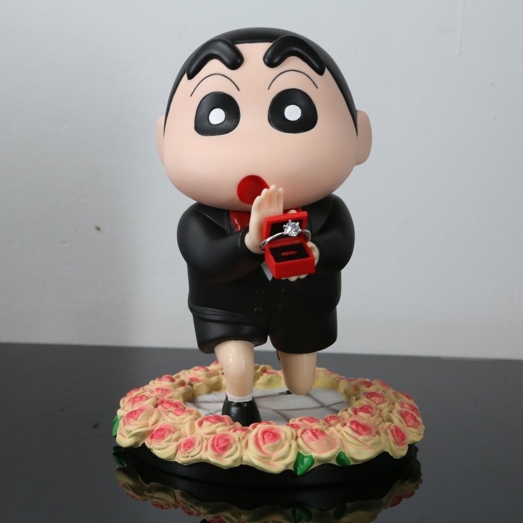 Series Anime Crayon Shin-Chan 1 Free Figure 1 Gift Ornaments Self ...