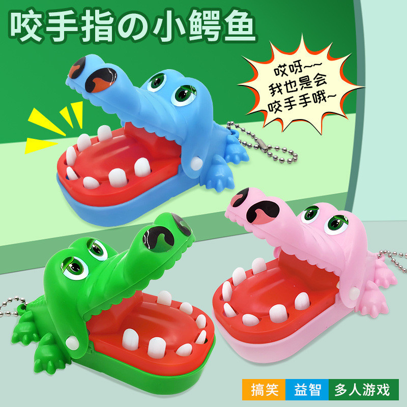 Mini Bite Hand Crocodile with Keychain New Exotic Small Gift Bite Hand ...