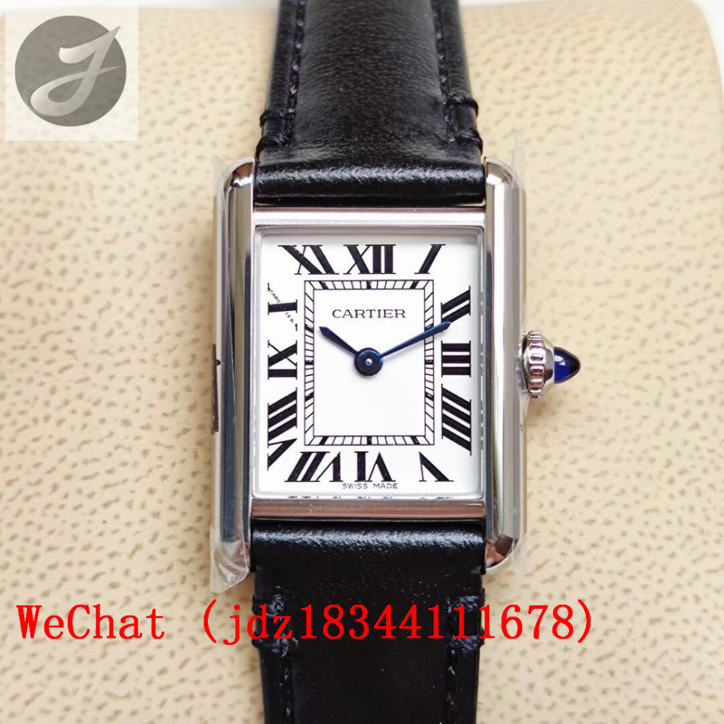 Cartier Tant Must series is equipped with ultra-thin and special quartz ...