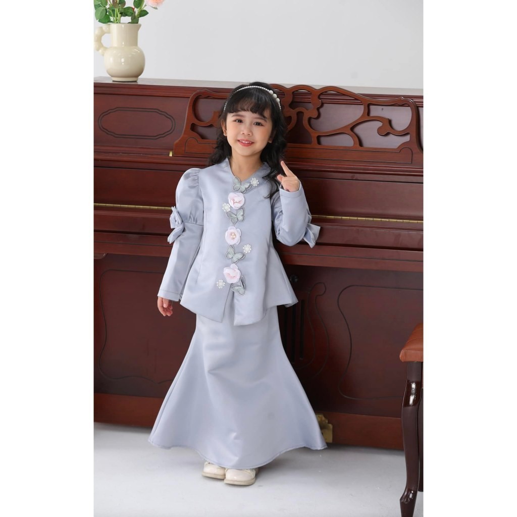 BUDAK PEREMPUAN BAJU RAYA KURUNG 3D FLOWER RAYA WITH BUTTERFLY RAYA ...