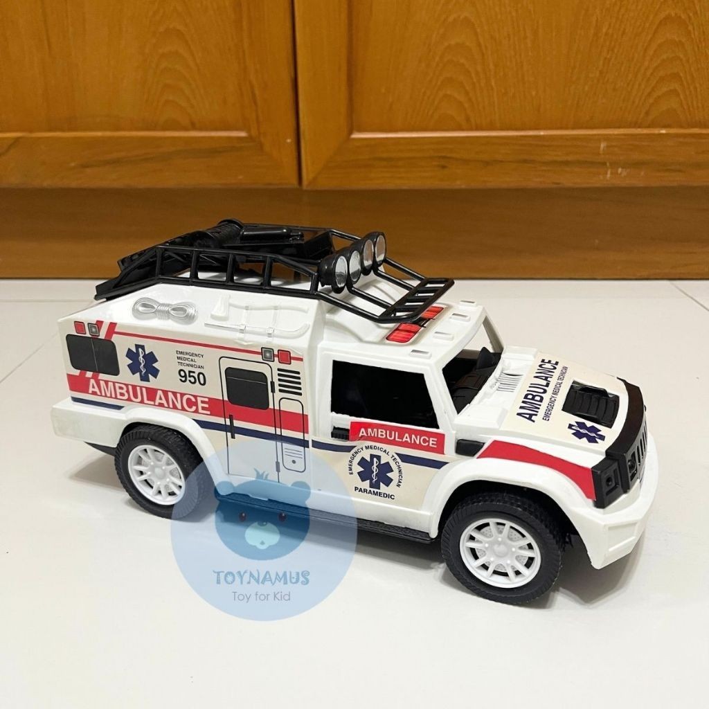 Toy Jib Nurse Ambulance Can Push And To The Cart And Come In A ...