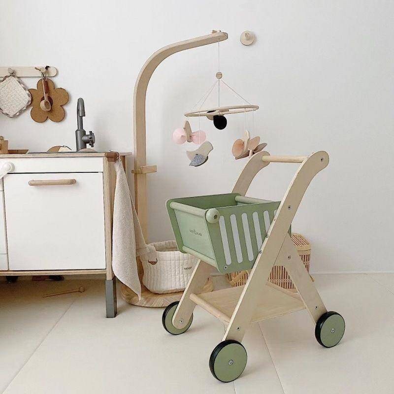Children's room photography decoration toys, wooden shopping carts ...