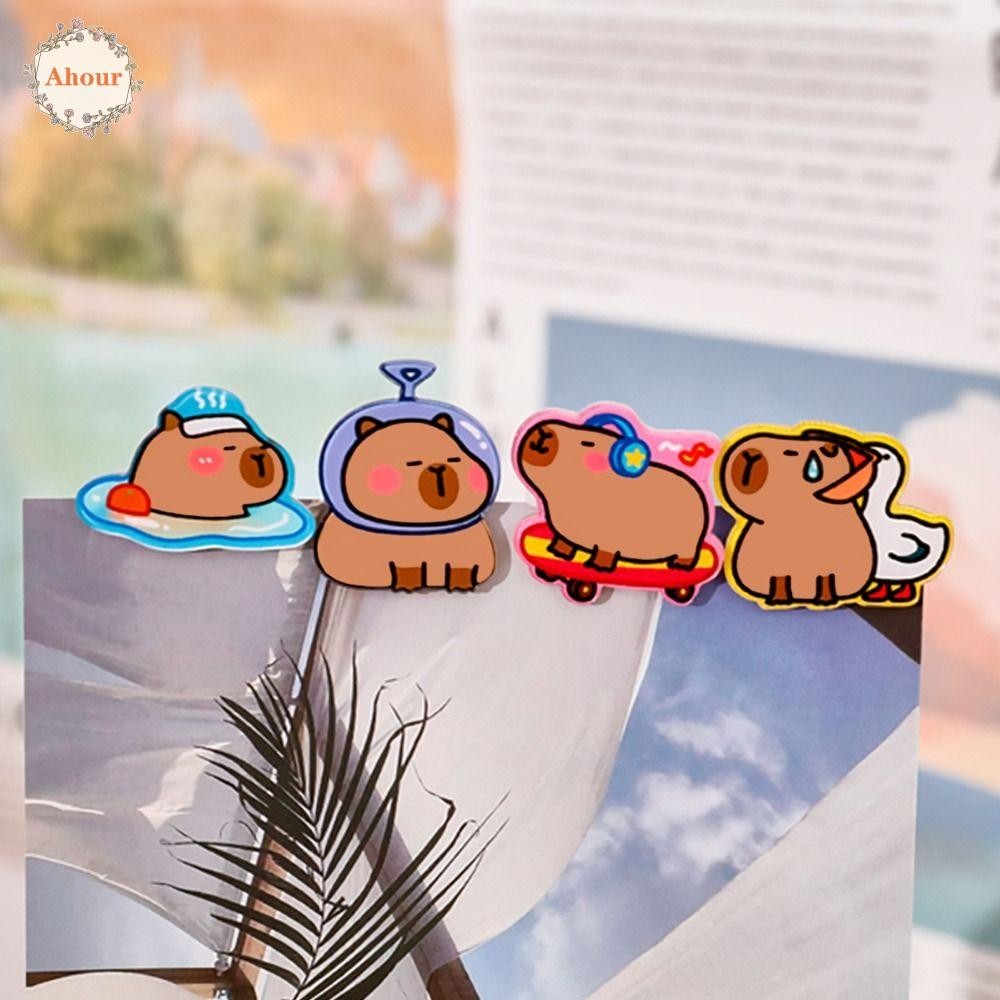 AHOUR Hot Dog Capybara Brooch, Cute Kapibara Acrylic Capybara Pin ...