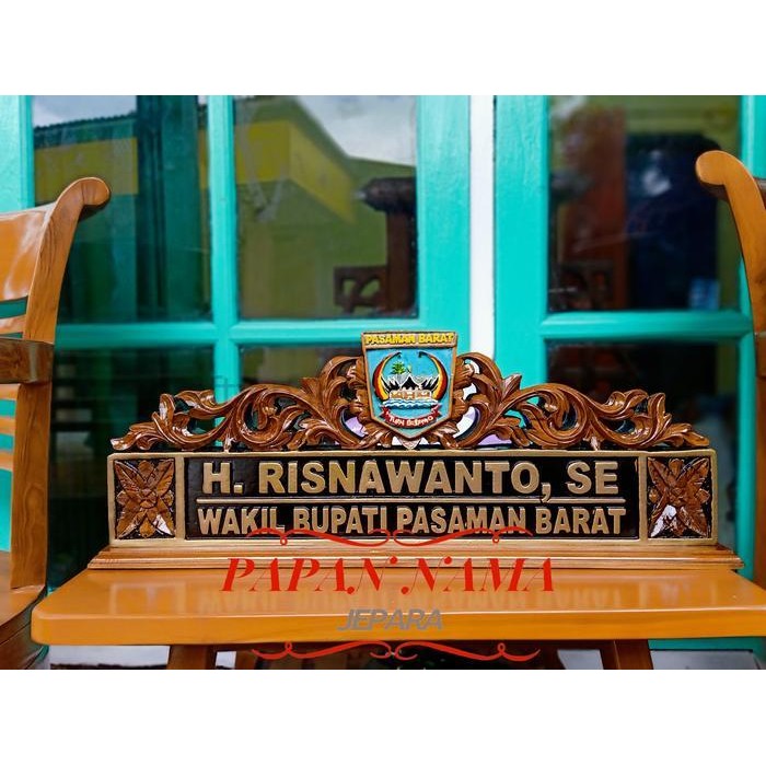 TABLE NAME PLATE + CARVED NAME PLATE + REGIONAL GOVERNMENT LOGO ...