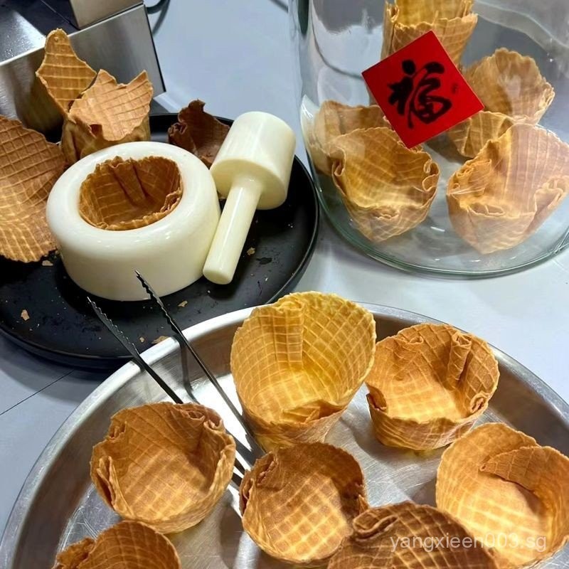 Making Cone Mold Crispy Cone Tool Ice Cream Cone Mold Tool Baking Egg ...