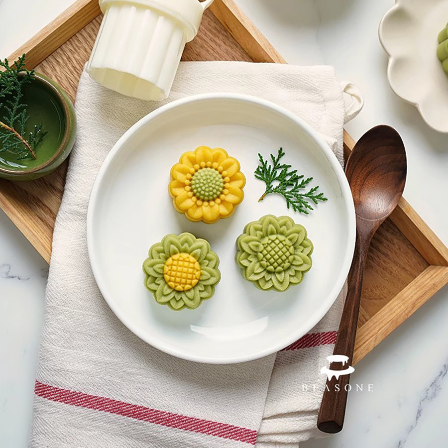 2Pcs/Set 15g-20g Cute Mini Mooncake Mould Daisy Flower Shape Cookie ...