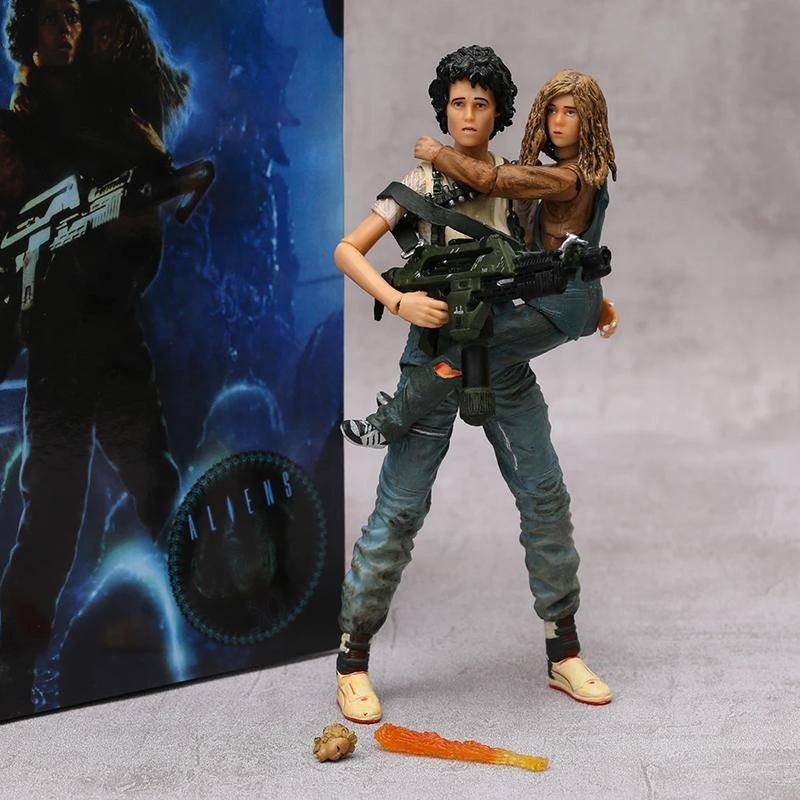 NECA Alien2 Ripley Big Momma Little Girl Hugging Alien Predator Double ...