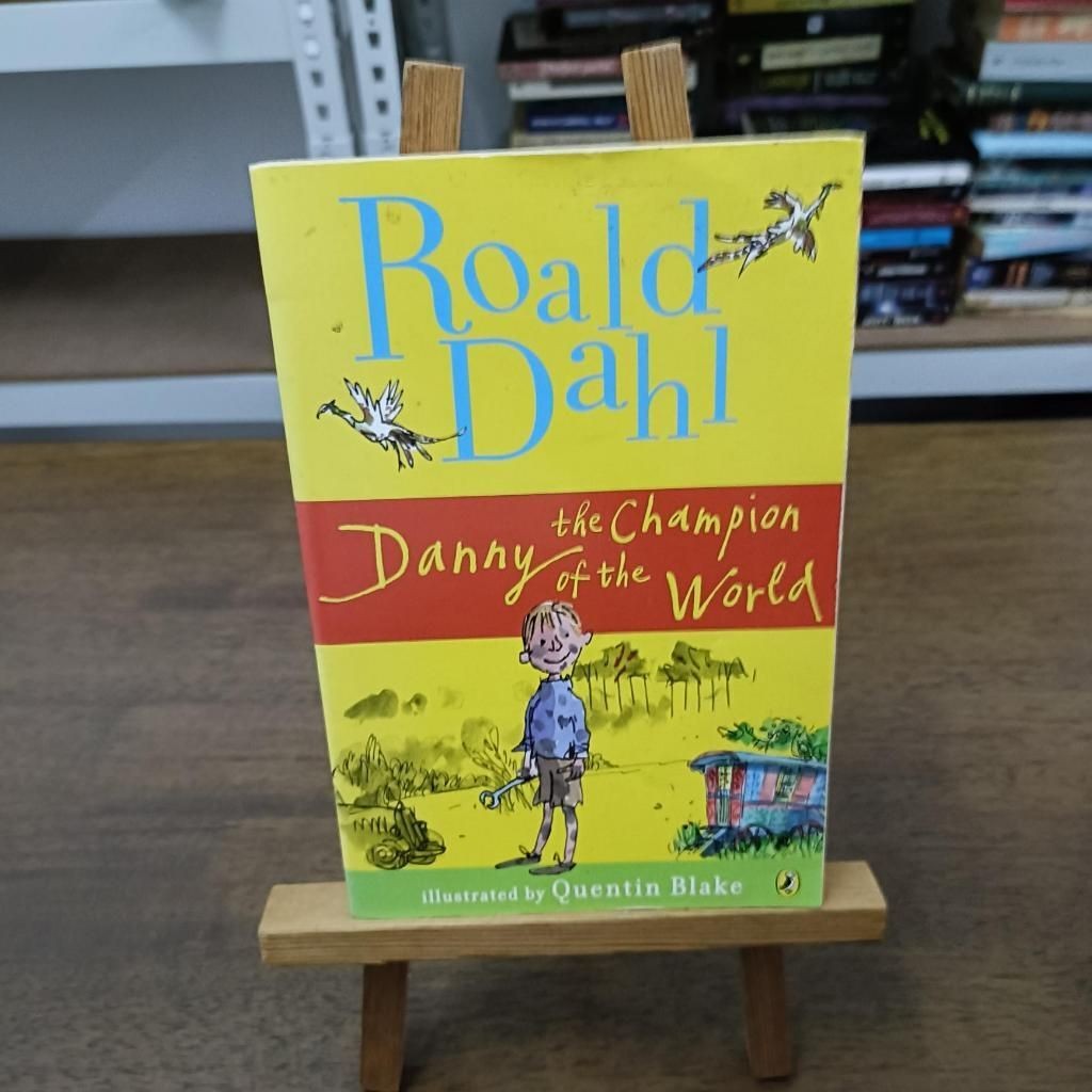 Danny the Champion of the World Roald Dahl , Quentin Blake (Illustrator ...