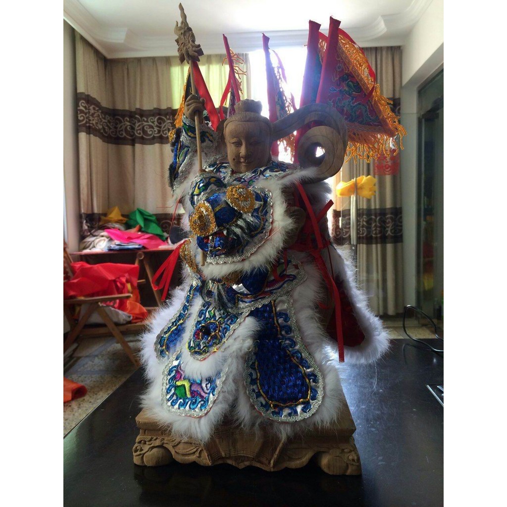 Buddha Statue Clothes Handmade Jumping Yarn Middle Altar Marshal God ...