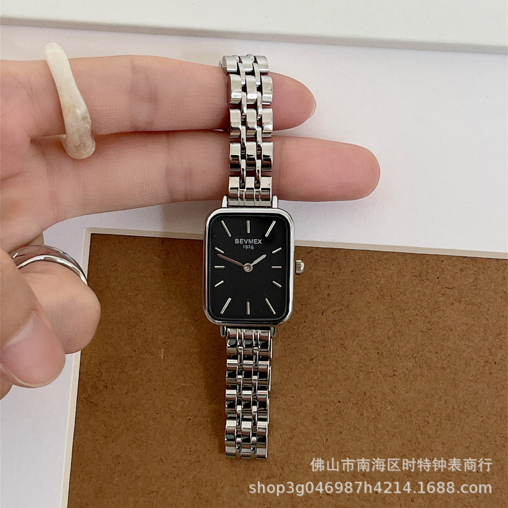 2024 light luxury retro niche series retro small square watch quartz steel strap watch women's ...