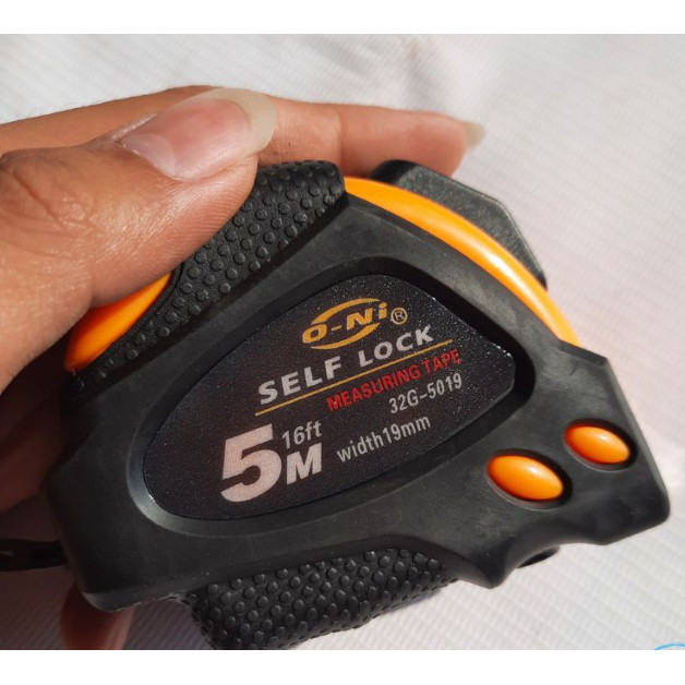 Handyman's Meter / Measuring Tape / 5 Meter Rubber Meter Oni Self Lock ...