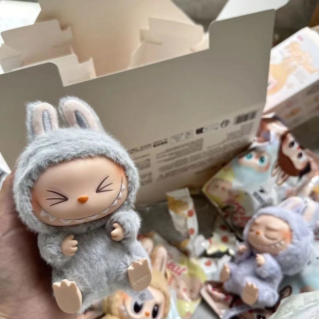 Labubu Motherland Version LABUBU Sitting Party Series Vinyl Plush ...