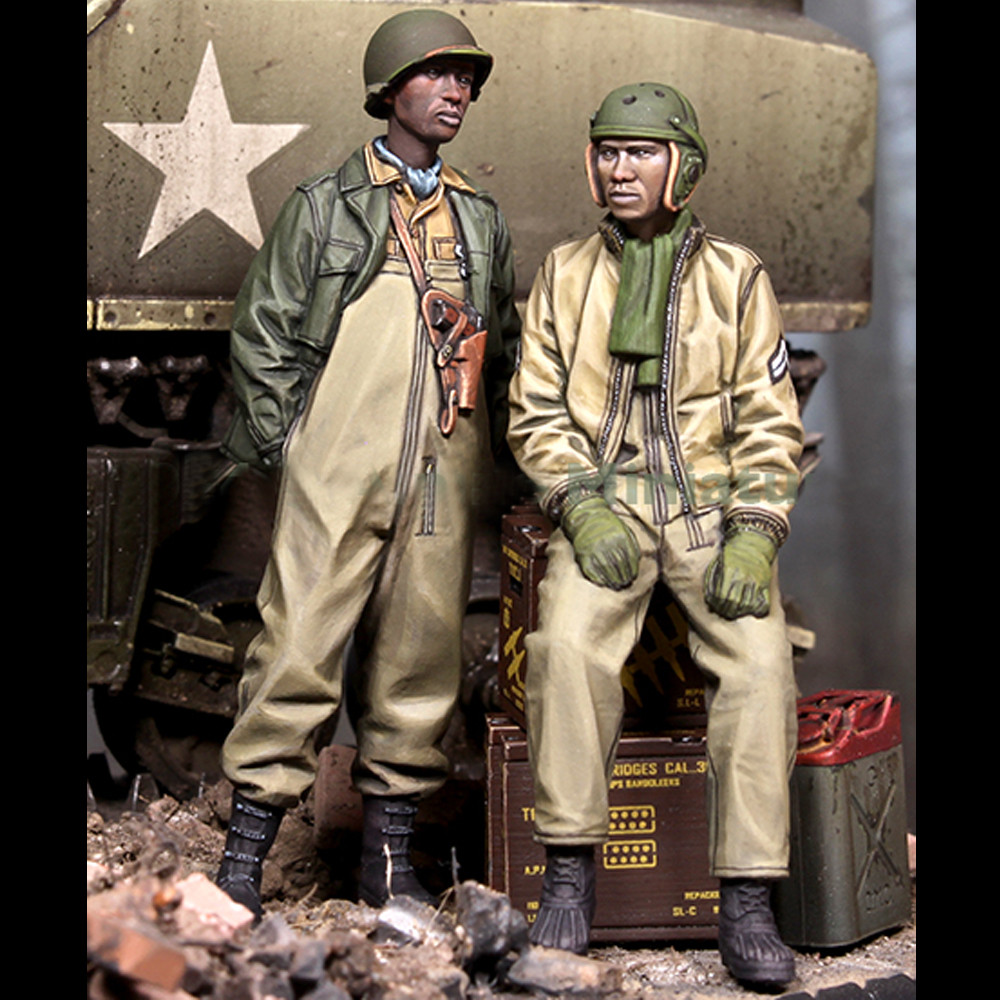 1/35 US Tank Soldiers, Two heads, Resin Model figure soldier, Military themes, Unassembled and ...