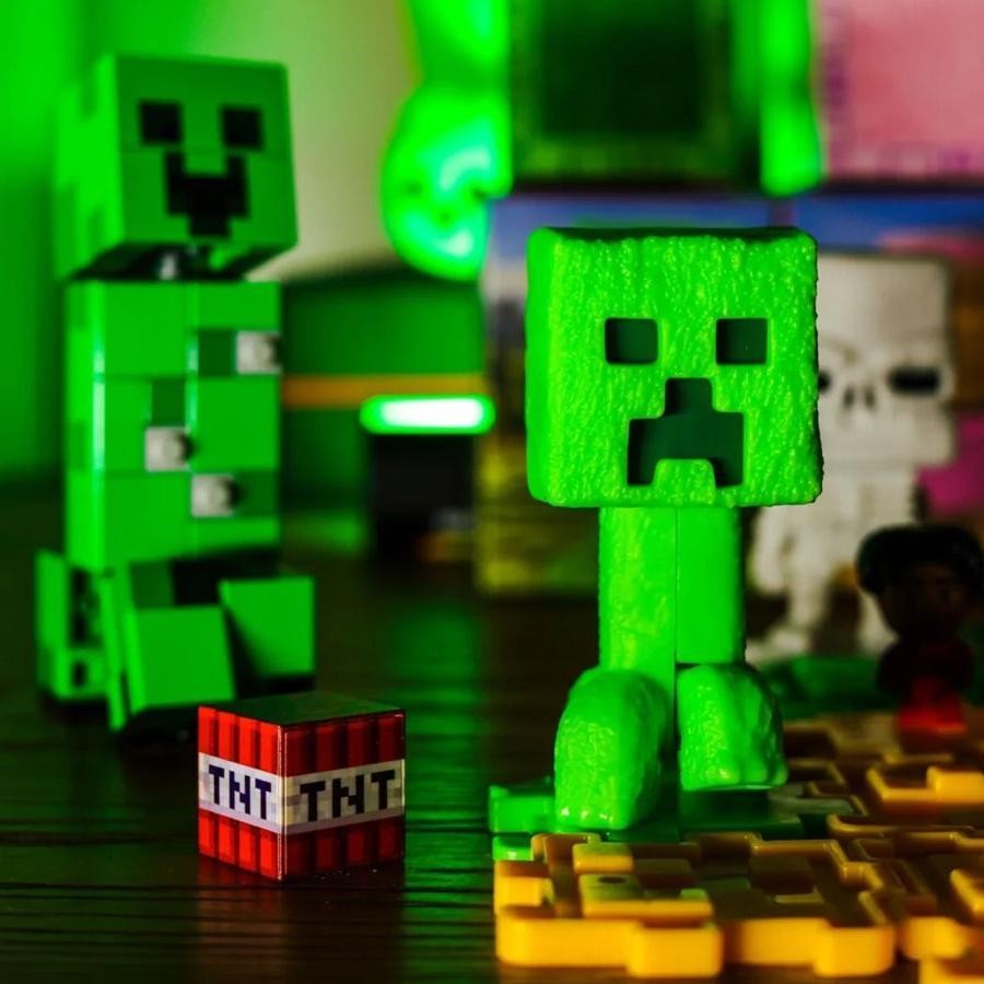 2025 McDonalds Minecraft Movie Happy Meal Mcdo Minecraft Collectible ...