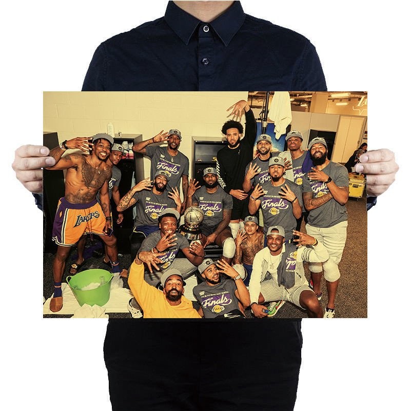 James Lakers Win Family Portrait NBA Star Poster Basketball Nostalgic ...