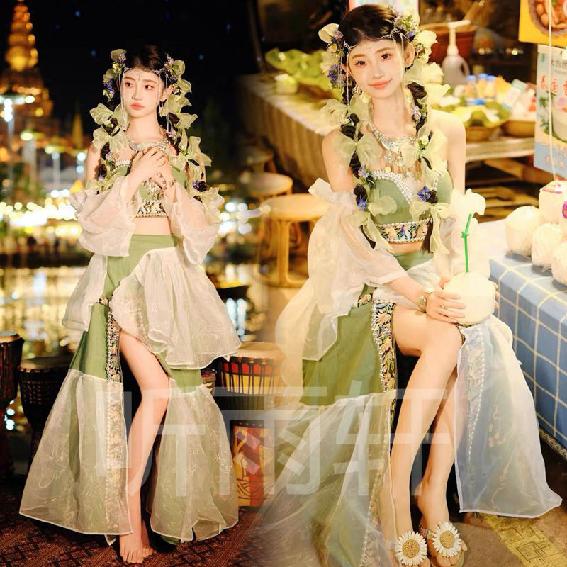 Princess Jasmine Hani Ethnic Female Western Style Ethnic Travel Photo ...