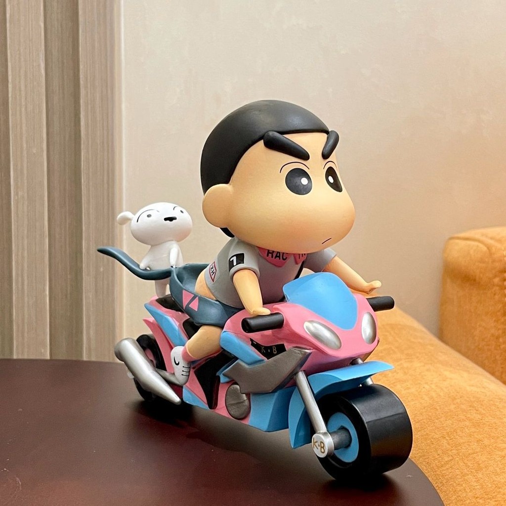 Locomotive Crayon Shin-Chan Hand-Made Riding Motorcycle Shin-Chan ...