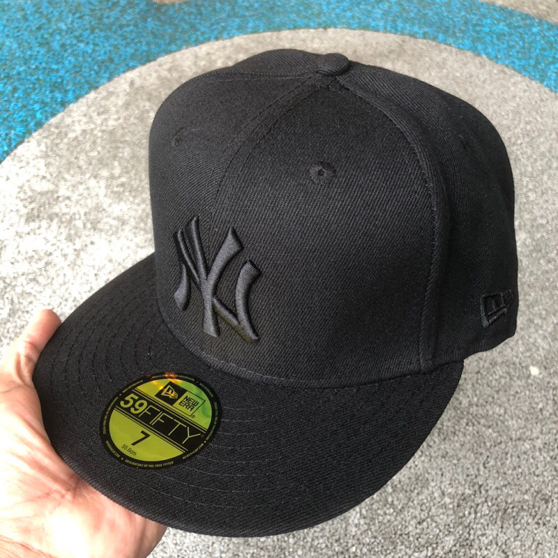 Closed cap fitted cap NY triple black flat brim high quality | Shopee ...