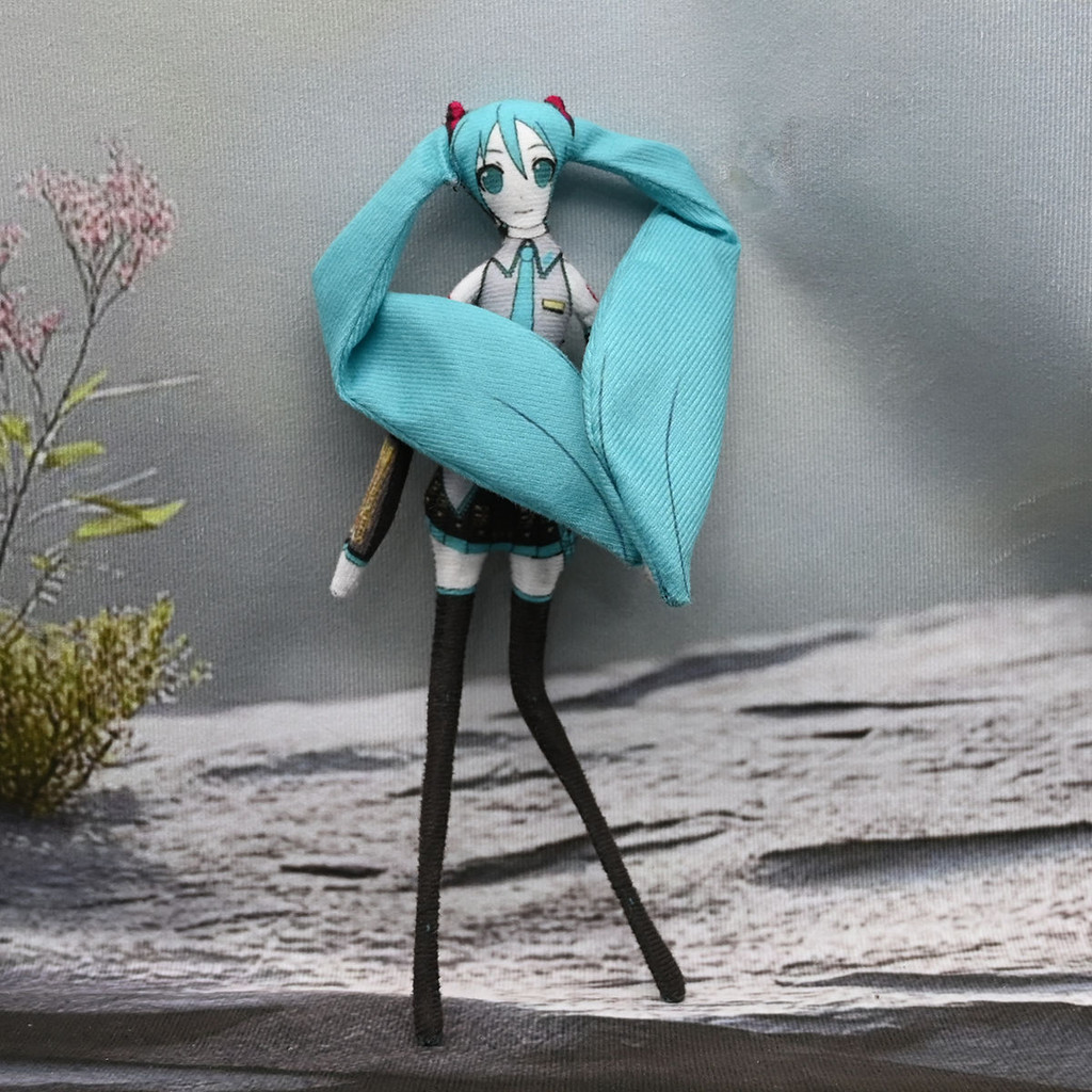 Hatsune Miku Cute Super Fine Mouse Dry Doll Hands Feet Wire Frame ...