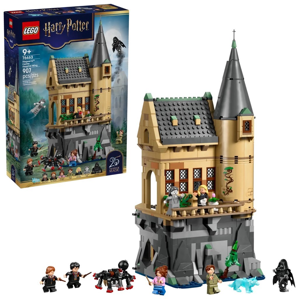 LEGO 76463 HogwartsTM Castle: Hospital Wing | LEGO Harry Potter ...