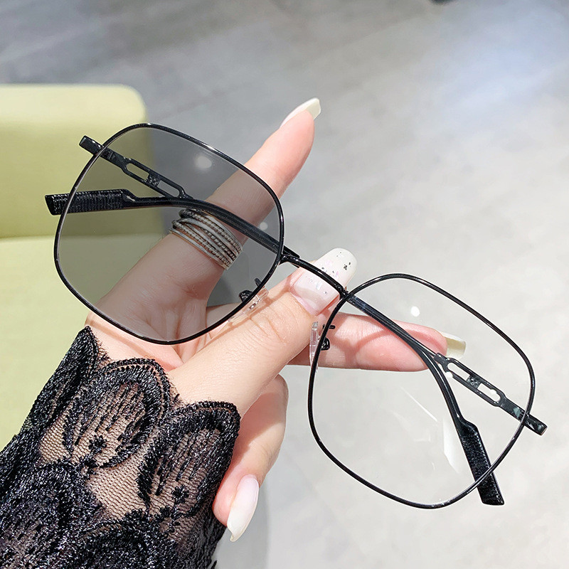Photochromic myopia glasses (-0 to -4.00), photosensitive color ...