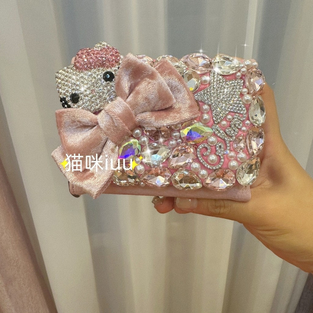 Hello Kitty Change Clutch - Bow Detail Wallet, 30% Off | Shopee Singapore