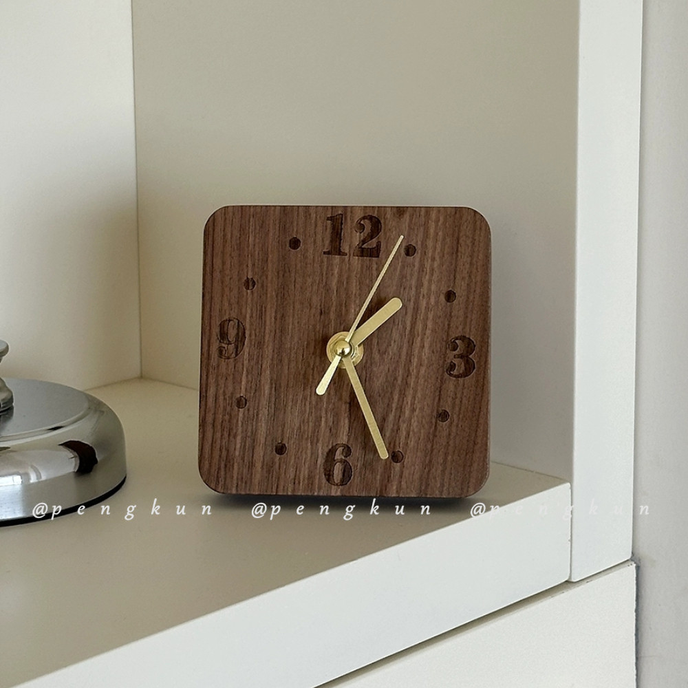 Retro Solid Wood Clock Creative Study Office Work Position Desktop ...