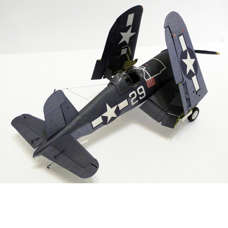 DIY paper models Paper model 1:33 American F4U-1A pirate carrier ...