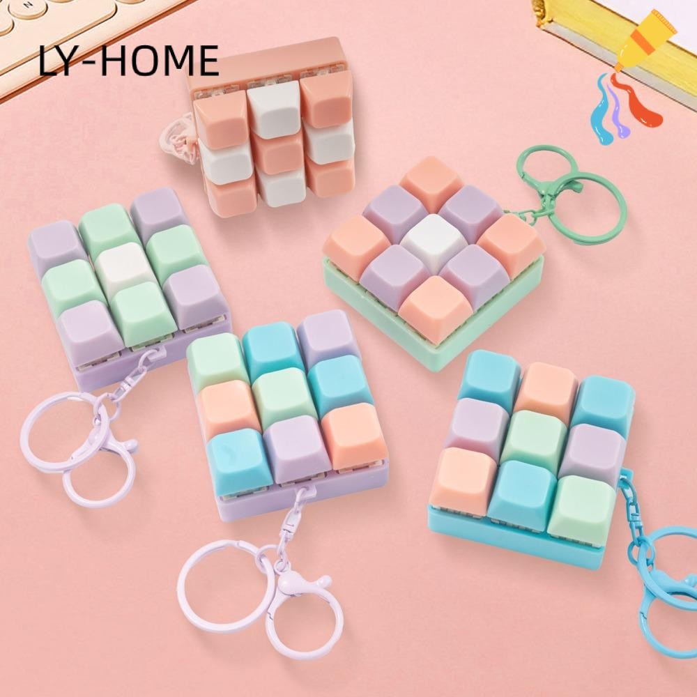 LIAOYING Keyboard Games Keychain, Fidget Decompression Stress Relief 9 ...