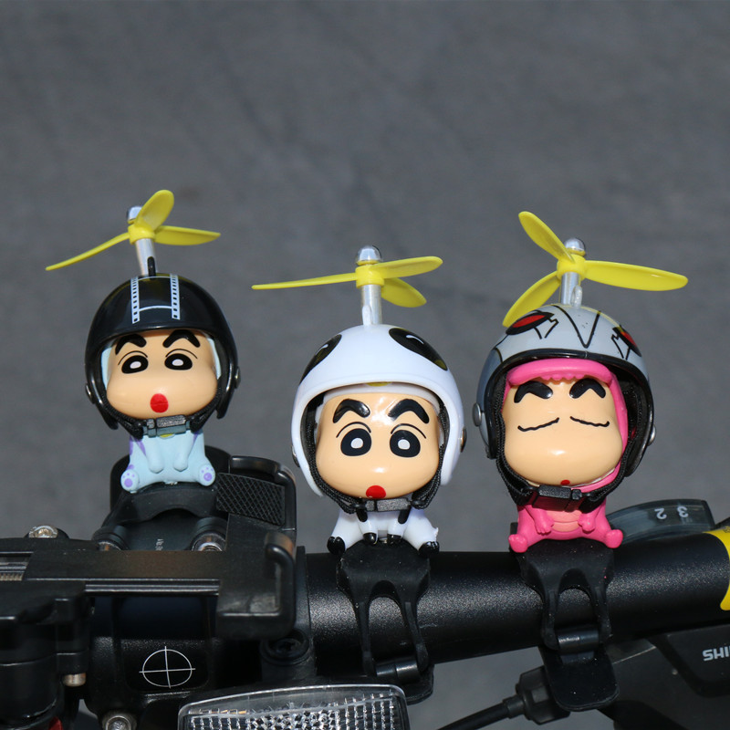 Crayon Shin-Chan Rotating Bamboo Dragonfly Straw Hat Helmet Car ...
