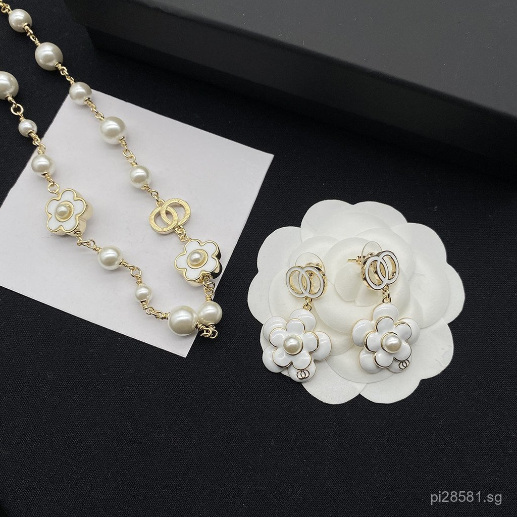 Camellia Fragrance Milk Stud Earrings Necklace Elegant Collarbone Chain ...
