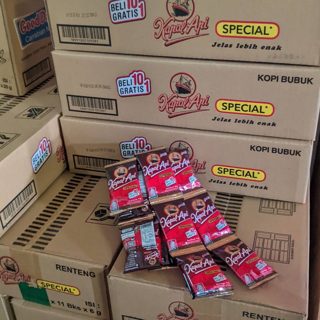 1 Box of Kapal Api Coffee, Mini Sachet Packaging, 6 Grams, Contains 20 ...