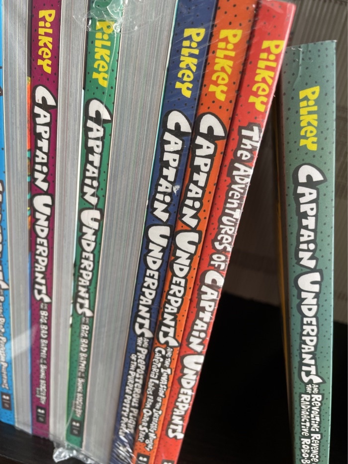 [SG Shipping] Captain Underpants in Full Color (12 Books) | Shopee ...