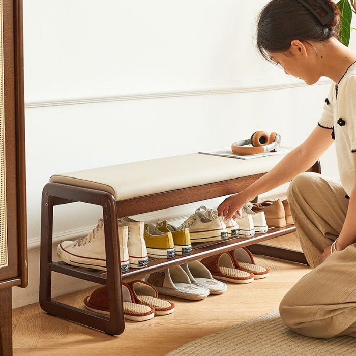 [Ready Stock] Solid Wood Shoe Changing Stool, Household Shoe Wearing ...