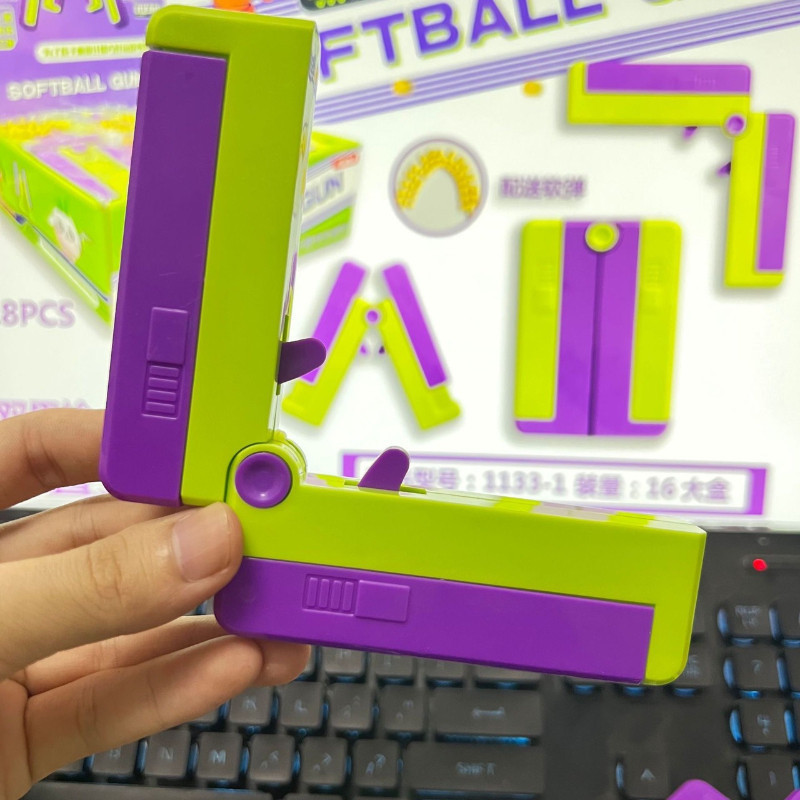 New Arrival Transformable 3D Radish Toy Foldable Dual Function Cool ...