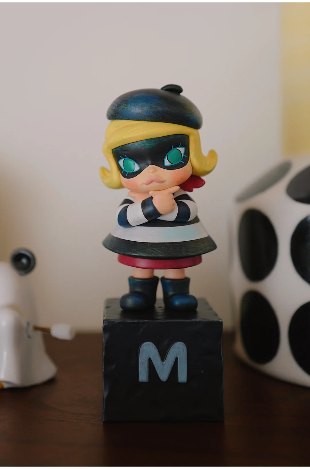 POP MART MOLLY Anniversary Statues Classical Retro Series Hidden ...