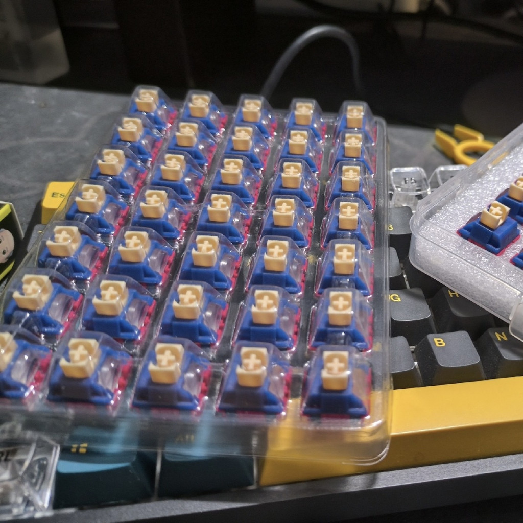 TTC Iron Superman Switch Linear Fast Bottoming Switch Keyboard 3 Pins ...