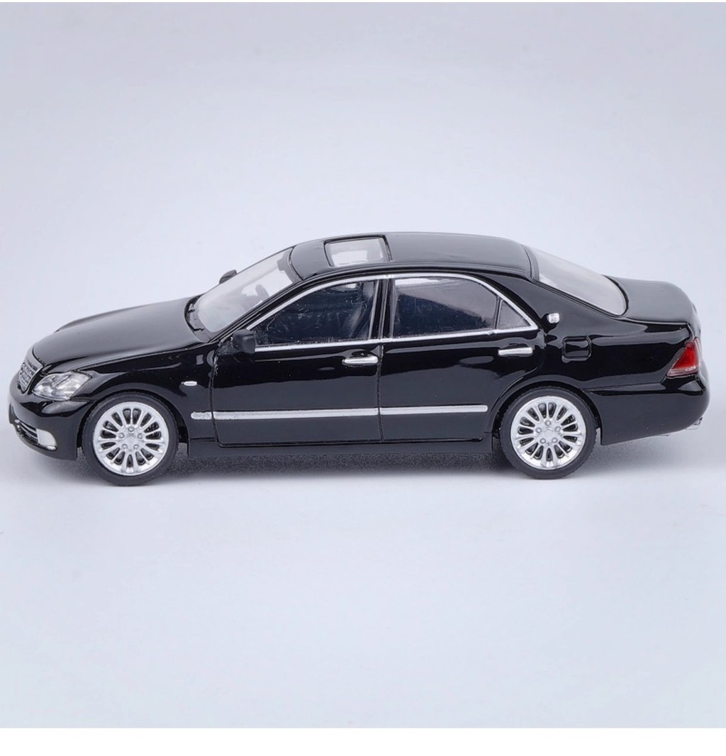 JKM 1/64 Limited Toyota Crown 12th Generation Diecast car Car Model ...