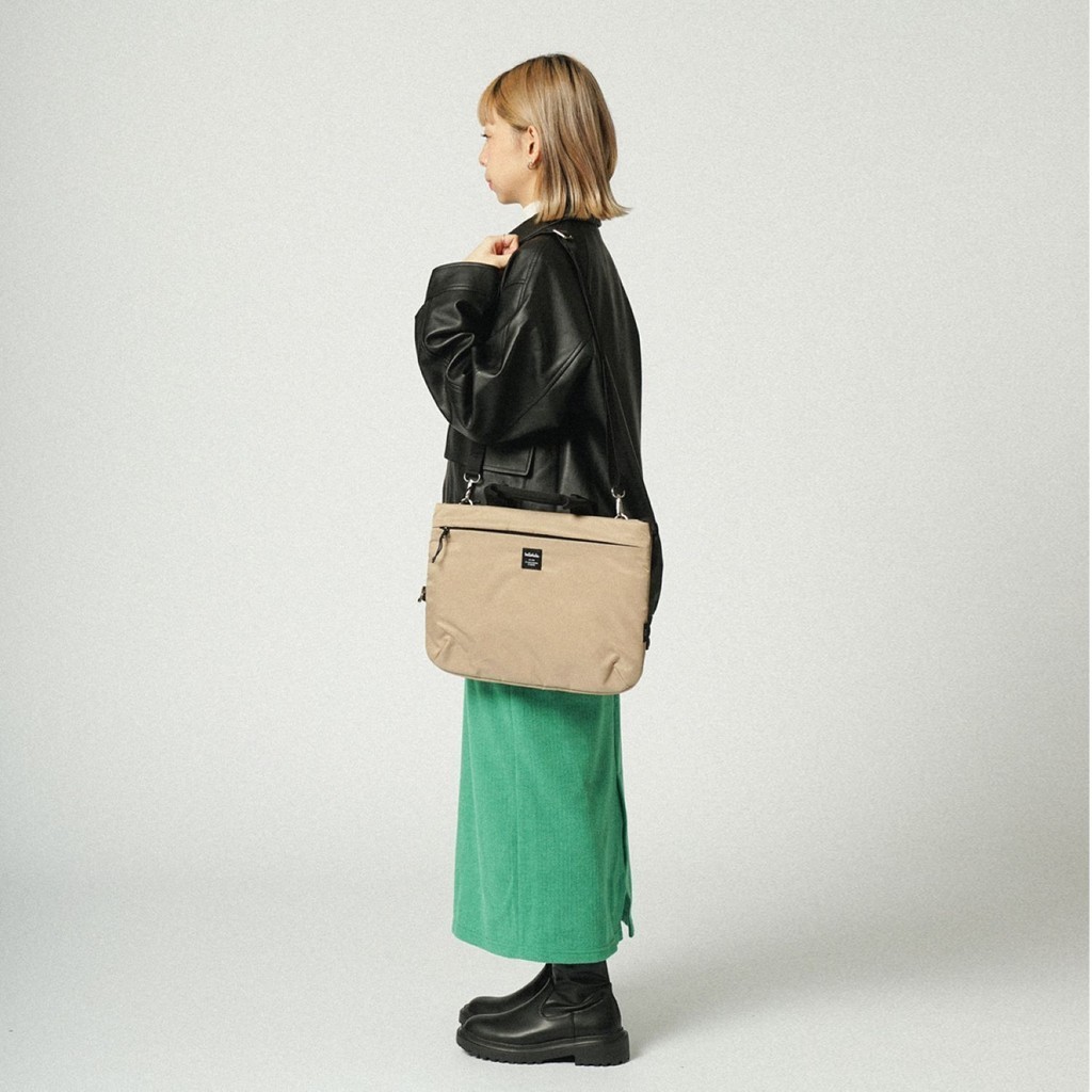 Hellolulu Mira 3-Way Sleeve Case 14" Recycled | Shopee Singapore