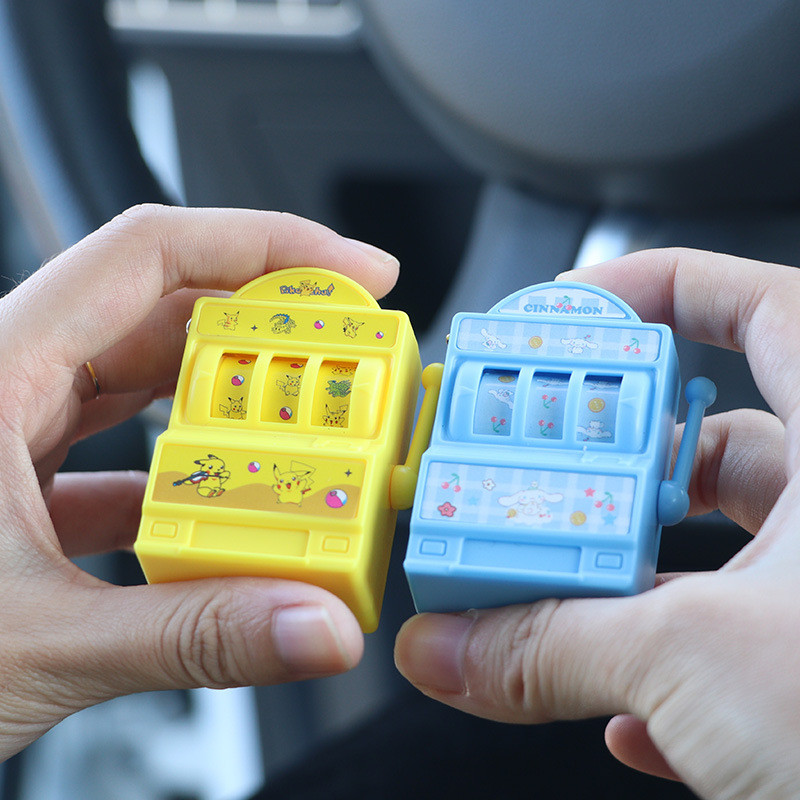 Kawaii Cute Fashion Sanrio Casino Game Console KeyChain Melody ...