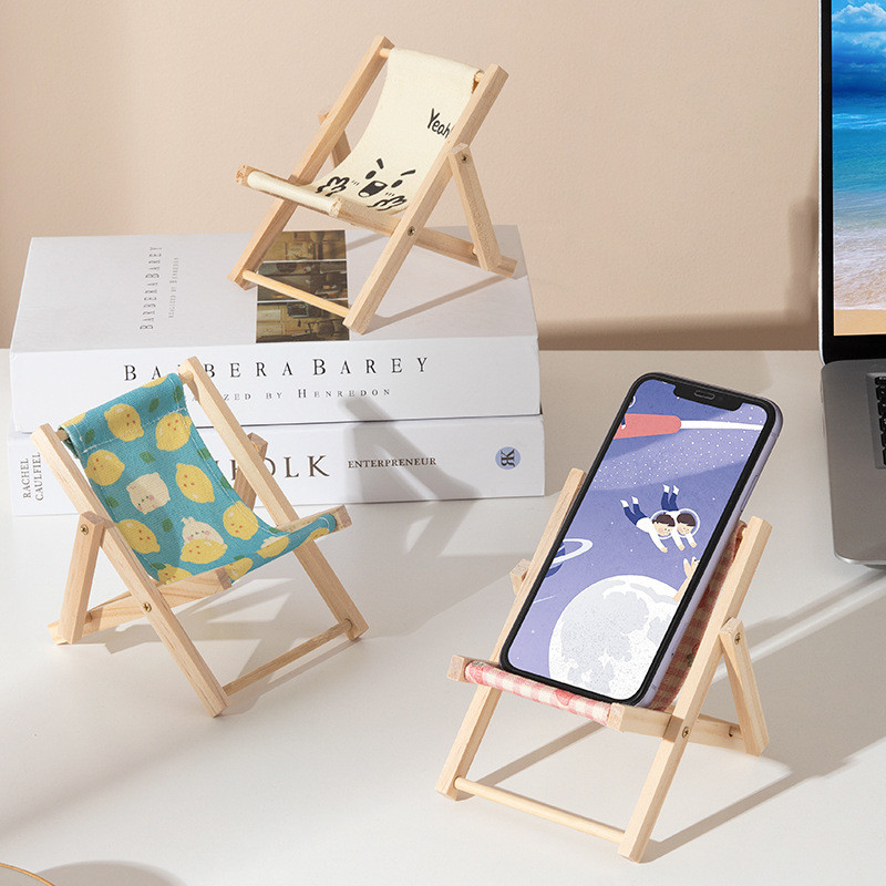 Labubu Beach chair mobile phone holder wooden mini chair folding lounge ...