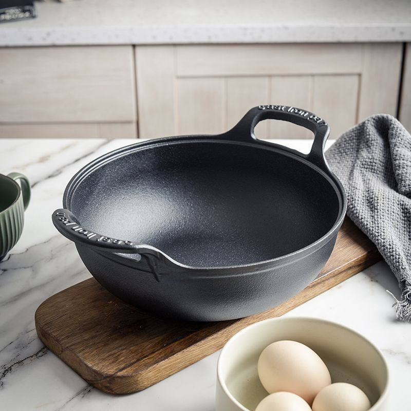 Cast iron ingot pot thickened small steel cannon binaural saucepan soup ...