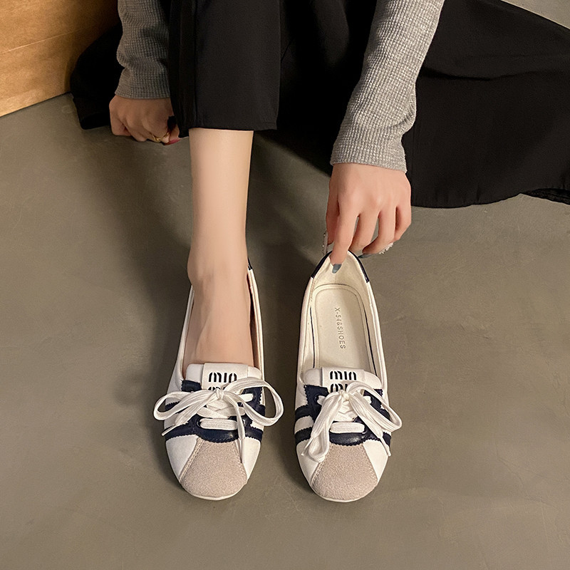 IELGY French retro flat shoes for women new style with skirt slip-on ...