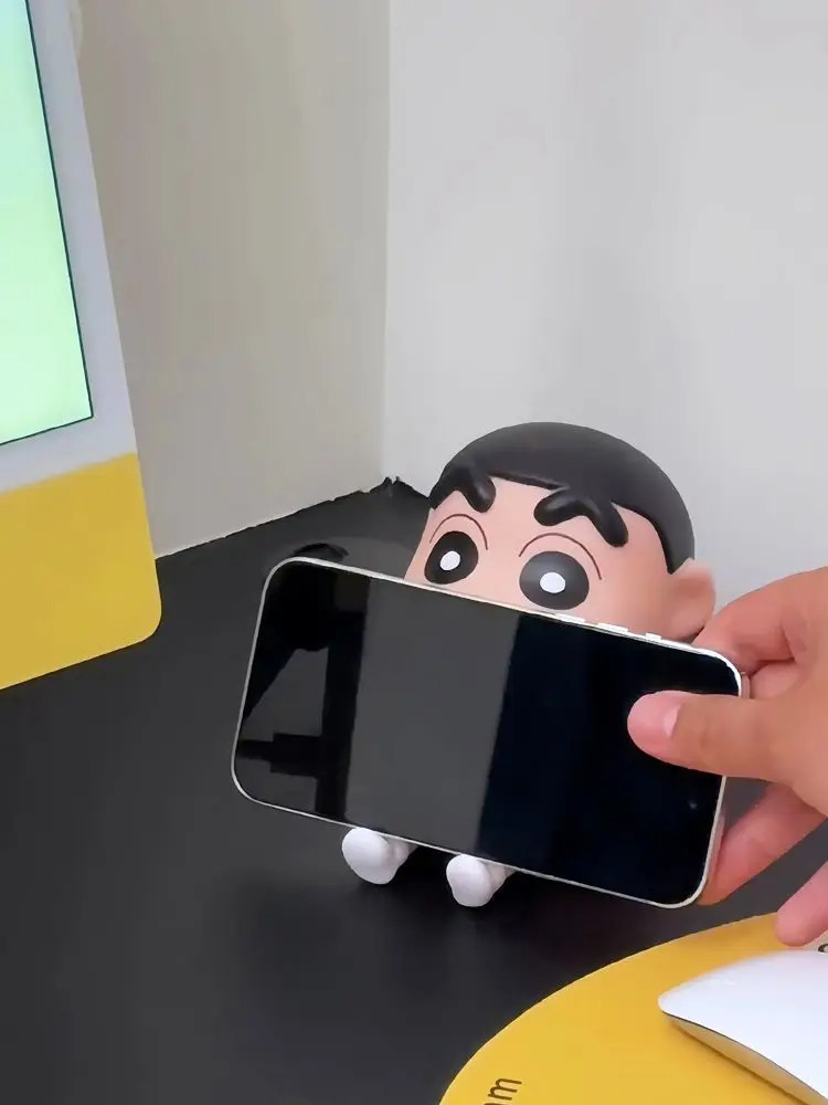 Crayon Shin-Chan Phone Holder Kawaii Anime Desktop Ornaments Mini GK ...