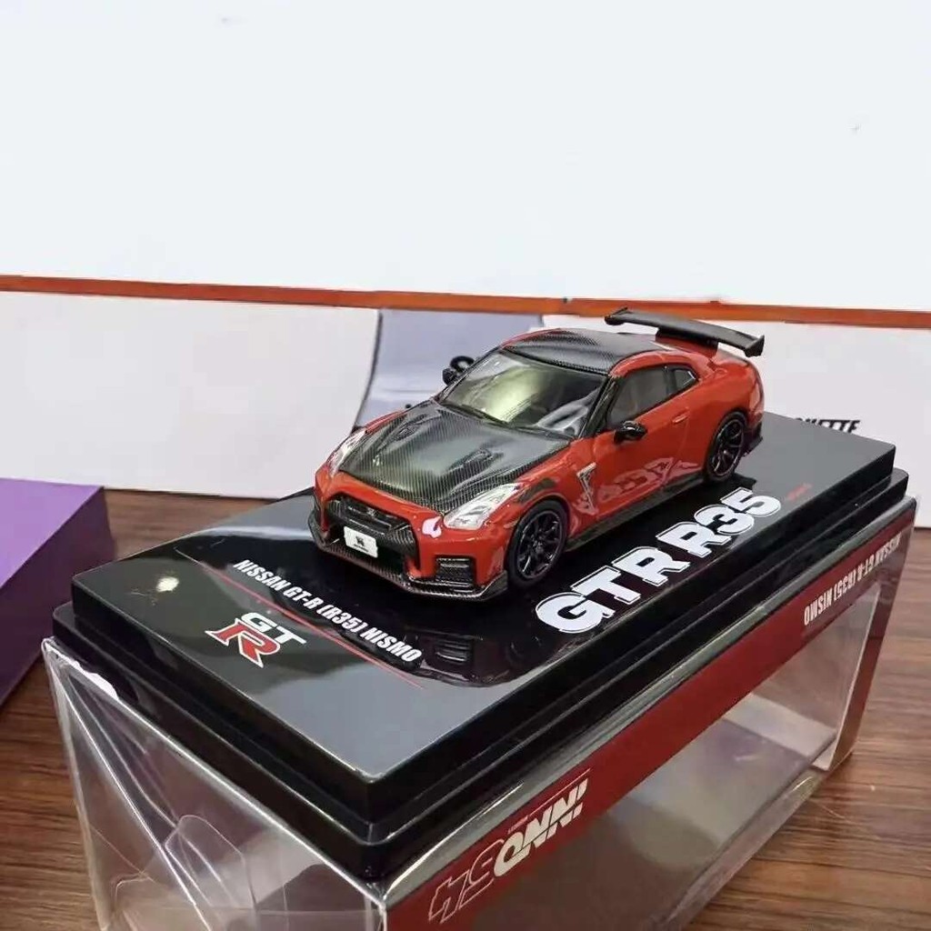 INNO 1:64 NISSAN GTR R35 Red Alloy Car Model | Shopee Singapore