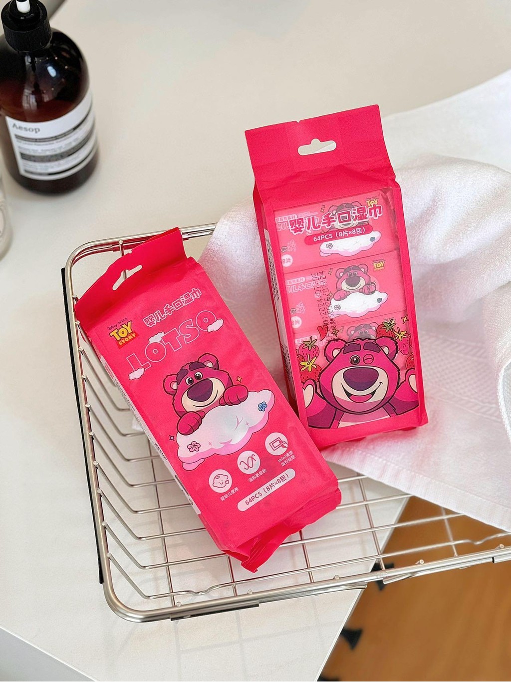 Mini wet wipes set compact size portable cute easy carry Cartoon design ...