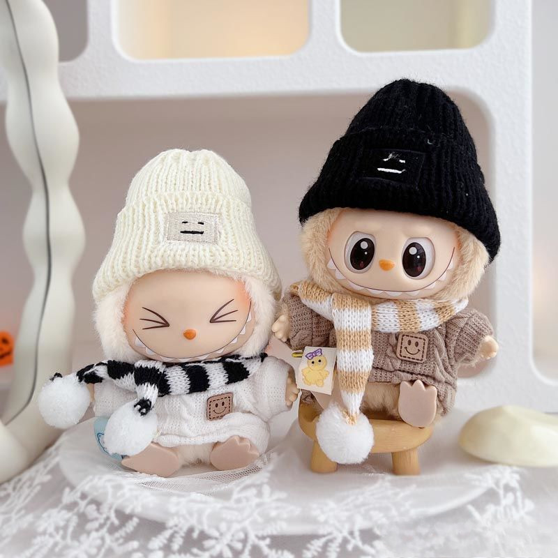 17cm Labubu Sitting Party Clothes Vinyl Doll Labubu Second Generation Christmas Pendant Sweater
