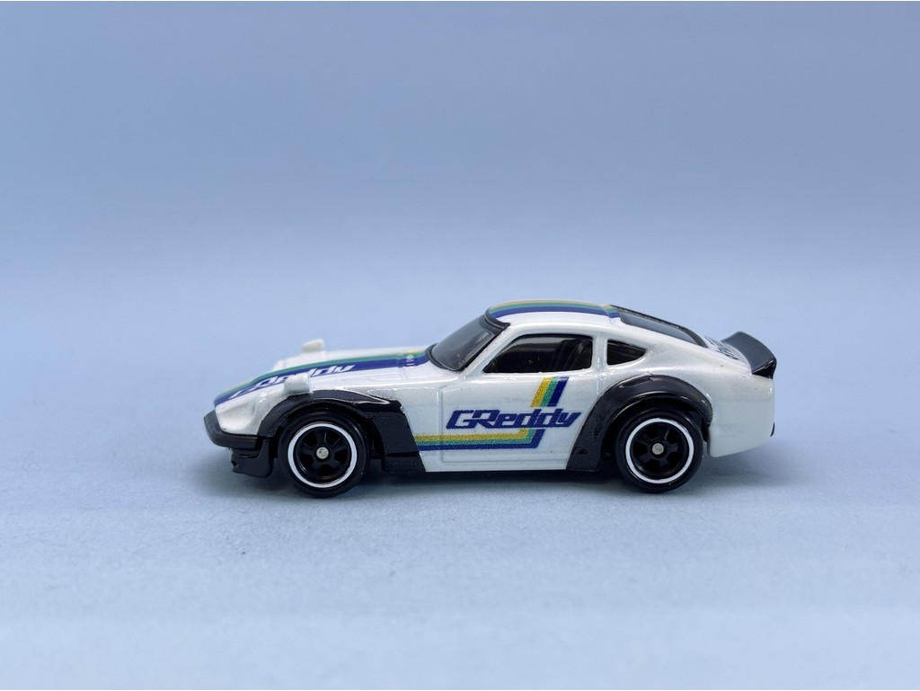 2024 Hot wheels Premium Garage Diorama Greddy - Datsun 240Z, Loose ...